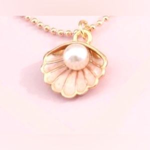 Jewelry | Pearl In Clam Shell Pink Enamel Seashell Mermaid Ocean Beachy ...